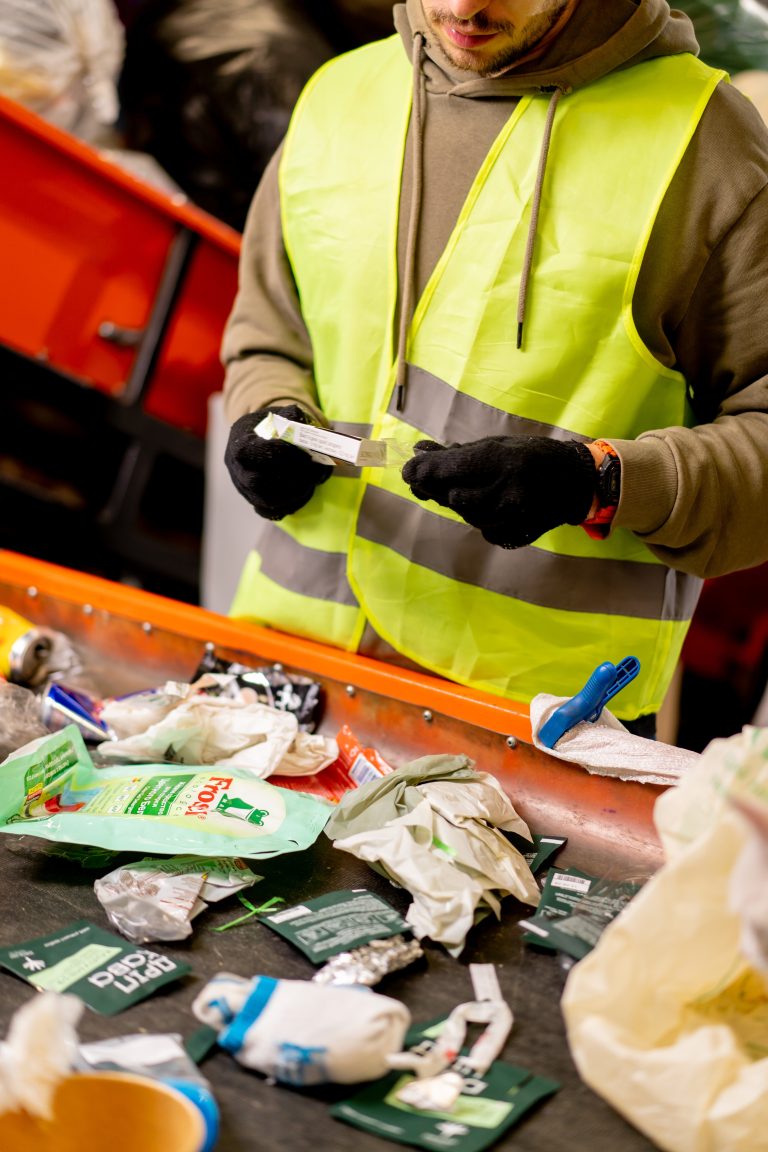 Understanding Contamination in Recycling - Evolve Waste