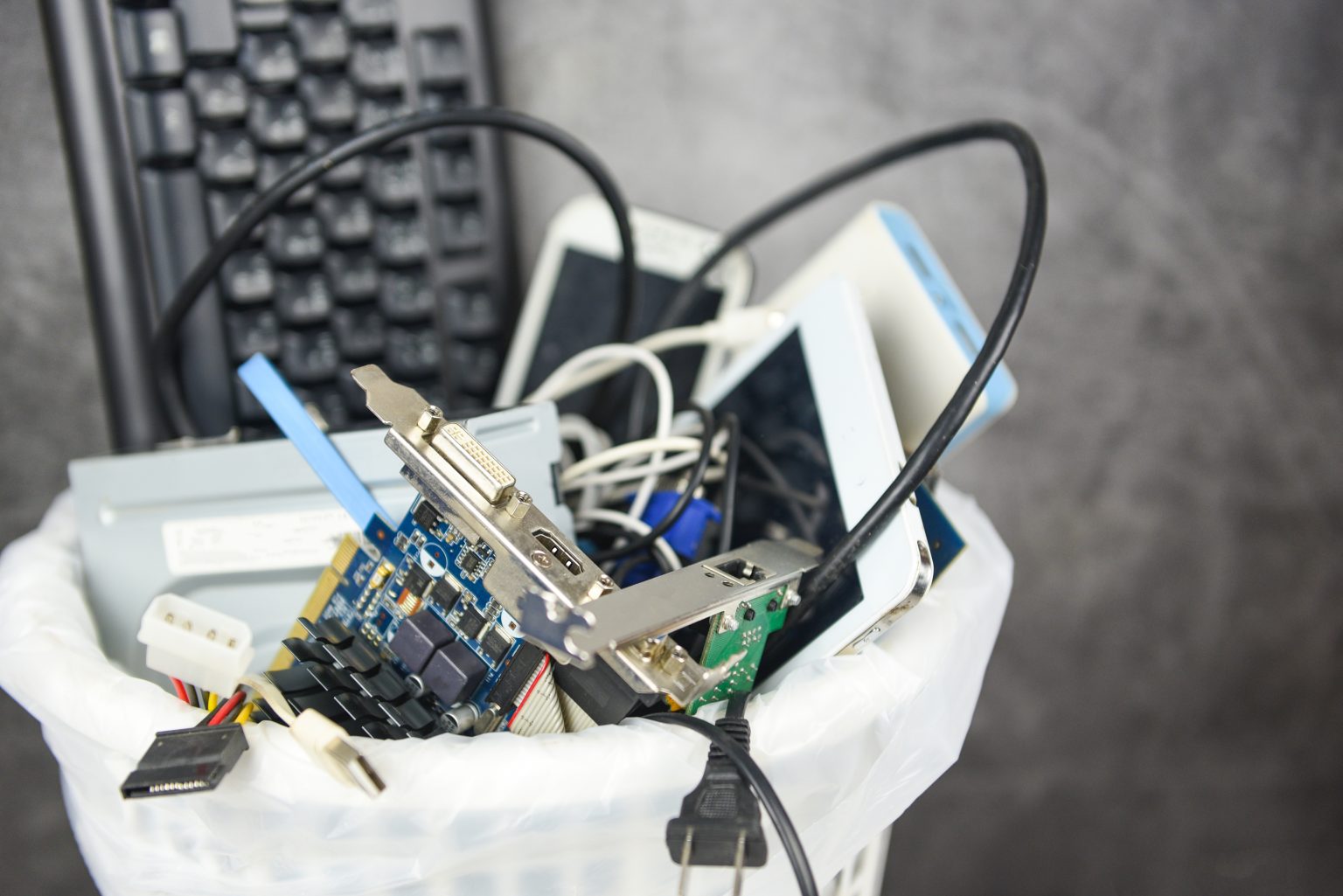 How to Recycle Electronics in the United Kingdom: A Guide to ...